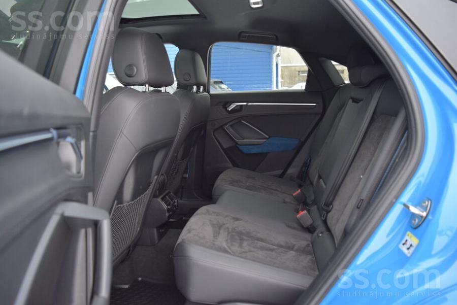 Zils Audi Q3 2021 Rīga, ar dzinēja tilpumu 2.50 L un nobraukumu 34 tūkst. km par 37900 €, foto 15 vietnē AUTOMOTO.COM.LV