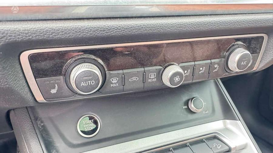 Zils Audi Q3 2022 Ukmergė, ar dzinēja tilpumu 1.97 L un nobraukumu 71 tūkst. km par 11399 €, foto 12 vietnē AUTOMOTO.COM.LV