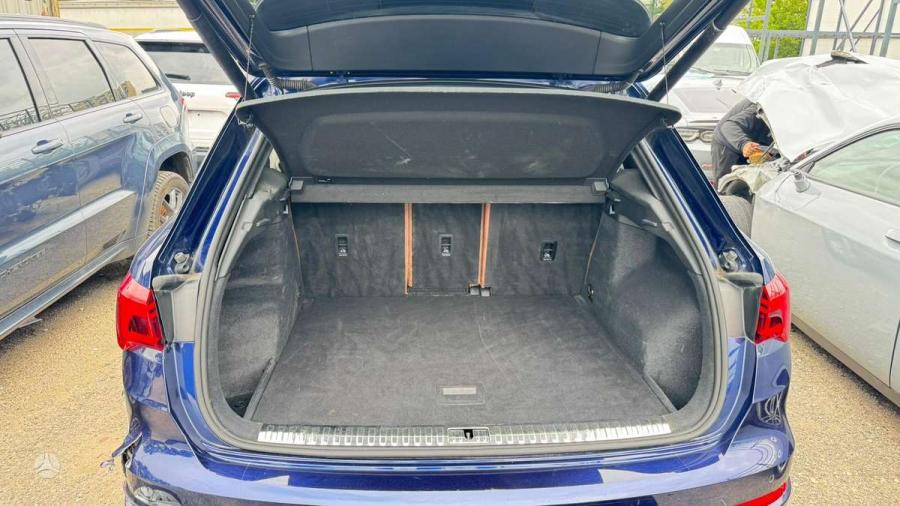 Zils Audi Q3 2022 Ukmergė, ar dzinēja tilpumu 1.97 L un nobraukumu 71 tūkst. km par 11399 €, foto 18 vietnē AUTOMOTO.COM.LV
