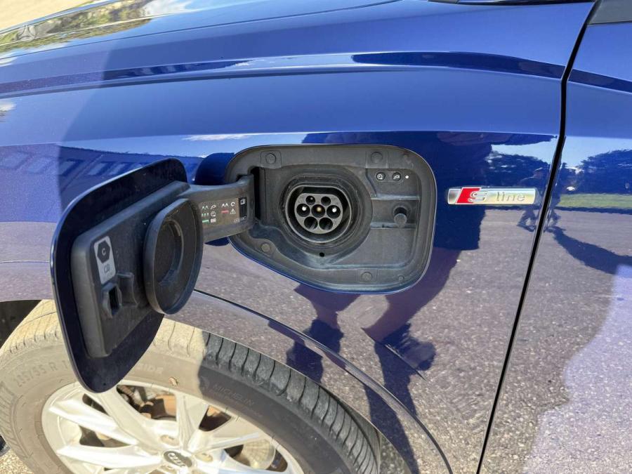 Zils Audi Q3 2023 Ukmergė, ar dzinēja tilpumu 1.40 L un nobraukumu 170 tūkst. km par 22000 €, foto 16 vietnē AUTOMOTO.COM.LV