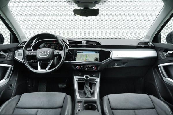 Audi Q3 2023 in Marupe on AUTOMOTO.COM.LV Blue Audi Q3 2023 in Marupe, with an engine capacity of 1.50 L and mileage of 82 thousand km for 30350 €, photo 7 on AUTOMOTO.COM.LV