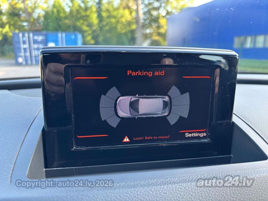 Blue Audi Q3 2015 in Paide, with an engine capacity of 2.00 L and mileage of 273 thousand km for 10990 €, photo 19 on AUTOMOTO.COM.LV