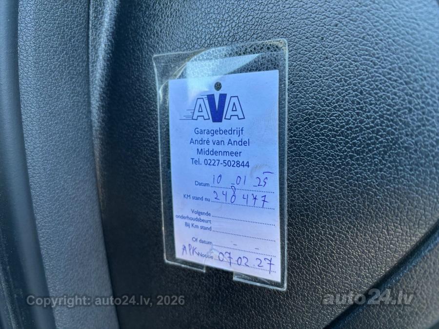 Blue Audi Q3 2015 in Paide, with an engine capacity of 2.00 L and mileage of 273 thousand km for 10990 €, photo 29 on AUTOMOTO.COM.LV