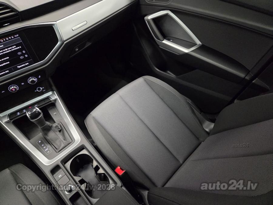 Blue Audi Q3 2024 in Tallinn, with an engine capacity of 1.50 L and mileage of 29 thousand km for 29900 €, photo 17 on AUTOMOTO.COM.LV