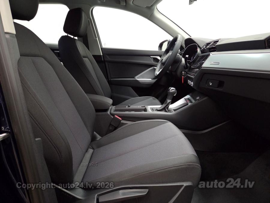 Blue Audi Q3 2024 in Tallinn, with an engine capacity of 1.50 L and mileage of 29 thousand km for 29900 €, photo 18 on AUTOMOTO.COM.LV