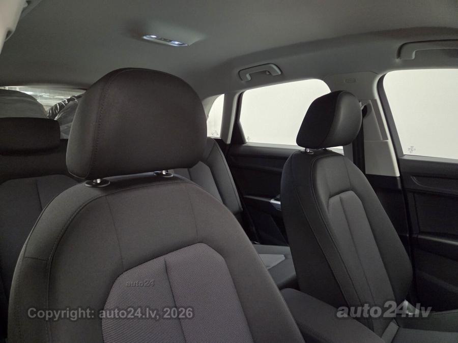 Blue Audi Q3 2024 in Tallinn, with an engine capacity of 1.50 L and mileage of 29 thousand km for 29900 €, photo 19 on AUTOMOTO.COM.LV
