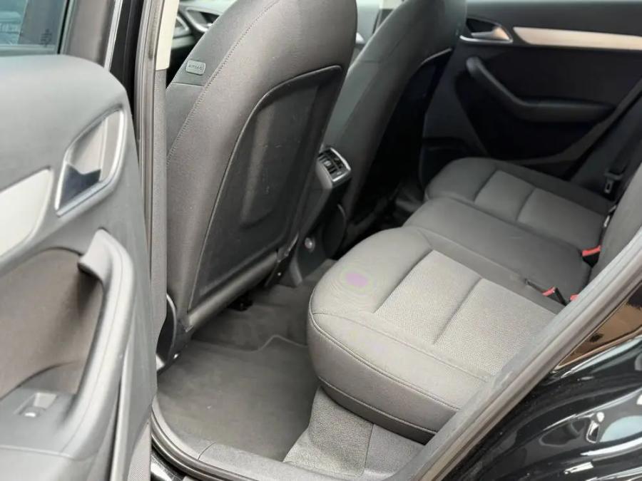 Audi Q3 2018 in Riga, with an engine capacity of 2.00 L and mileage of 0 thousand km for 14490 €, photo 15 on AUTOMOTO.COM.LV
