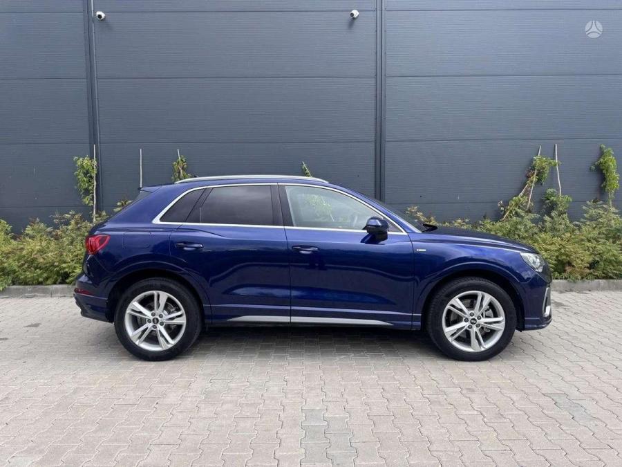 Audi Q3 2021 Viļņa, ar dzinēja tilpumu 2.00 L un nobraukumu 76 tūkst. km par 21800 €, foto 4 vietnē AUTOMOTO.COM.LV
