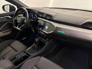 Zaļš Audi Q3 2019 Marijampole, ar dzinēja tilpumu 1.50 L un nobraukumu 211 tūkst. km par 19999 €, foto 22 vietnē AUTOMOTO.COM.LV