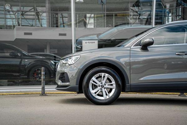 Ауди Ку3 2023 в Клайпеда на AUTOMOTO.COM.LV Зеленый Ауди Ку3 2023 в Клайпеда, объемом двигателя 1.50 л и пробегом 40 тыс. км за 28600 €, фото 7 на AUTOMOTO.COM.LV