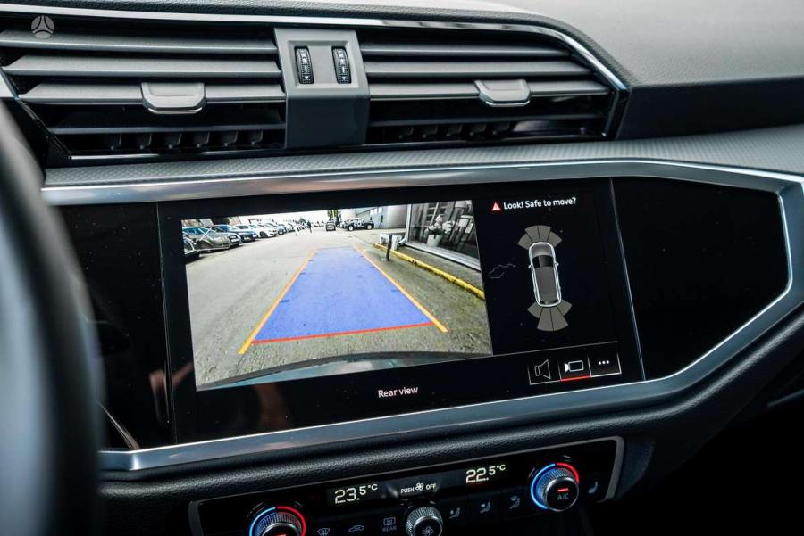 Зеленый Ауди Ку3 2023 в Клайпеда, объемом двигателя 1.50 л и пробегом 40 тыс. км за 28600 €, фото 30 на AUTOMOTO.COM.LV