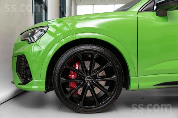 Zaļš Audi Q3 2024 Rīga, ar dzinēja tilpumu 2.50 L un nobraukumu 36 tūkst. km par 51500 €, foto 9 vietnē AUTOMOTO.COM.LV