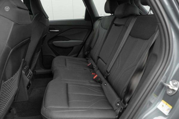 Zaļš Audi Q3 2025 Viļņa, ar dzinēja tilpumu 1.50 L un nobraukumu 9 tūkst. km par 45999 €, foto 10 vietnē AUTOMOTO.COM.LV