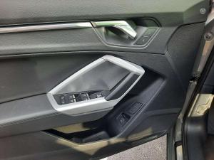 Zaļš Audi Q3 2022 Viļņa, ar dzinēja tilpumu 2.00 L un nobraukumu 80 tūkst. km par 27500 €, foto 19 vietnē AUTOMOTO.COM.LV