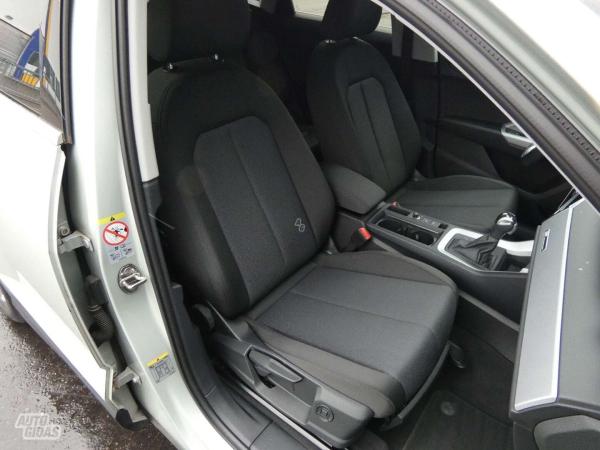 Pelēks Audi Q3 2023 Kauņa, ar dzinēja tilpumu 1.50 L un nobraukumu 94 tūkst. km par 30591 €, foto 6 vietnē AUTOMOTO.COM.LV