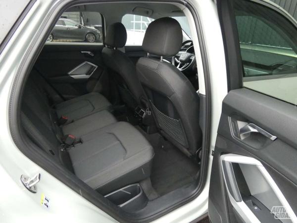 Pelēks Audi Q3 2023 Kauņa, ar dzinēja tilpumu 1.50 L un nobraukumu 94 tūkst. km par 30591 €, foto 7 vietnē AUTOMOTO.COM.LV