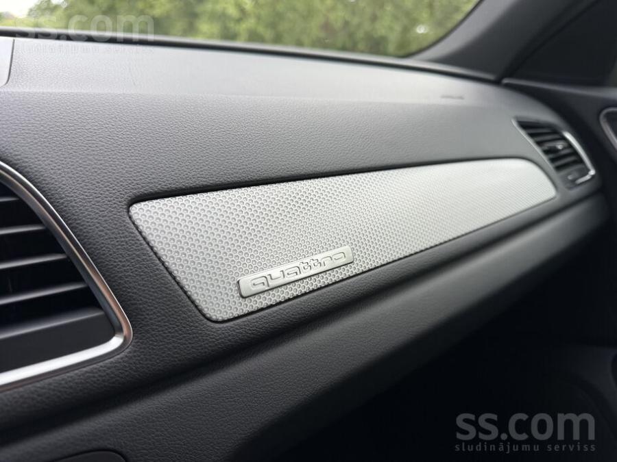Grey Audi Q3 2011 in Rezekne, with an engine capacity of 2.00 L and mileage of 261 thousand km for 11990 €, photo 18 on AUTOMOTO.COM.LV