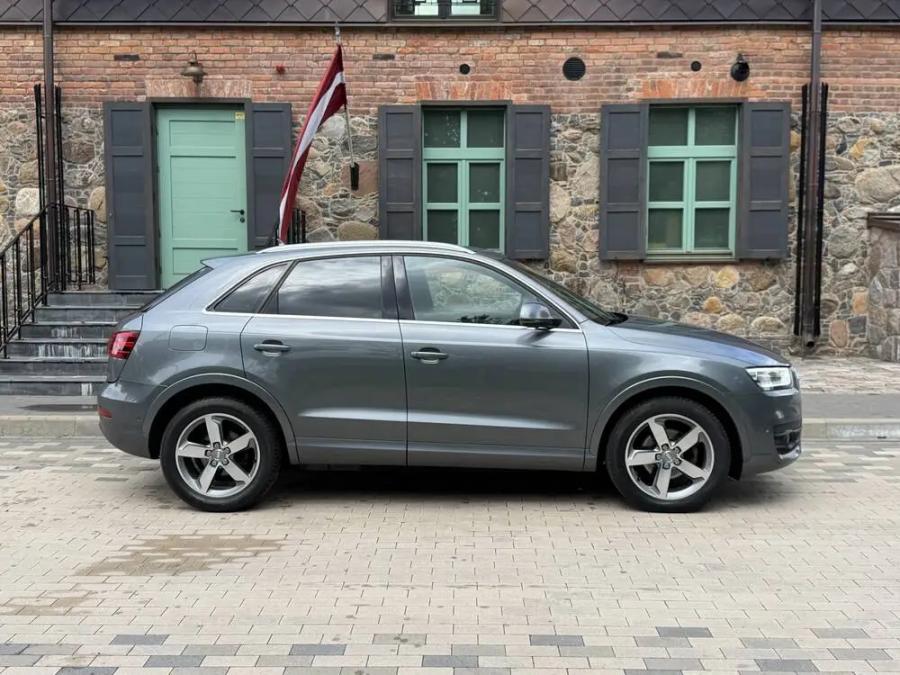 Grey Audi Q3 2011 in Rezekne, with an engine capacity of 2.00 L and mileage of 261 thousand km for 11990 €, photo 5 on AUTOMOTO.COM.LV