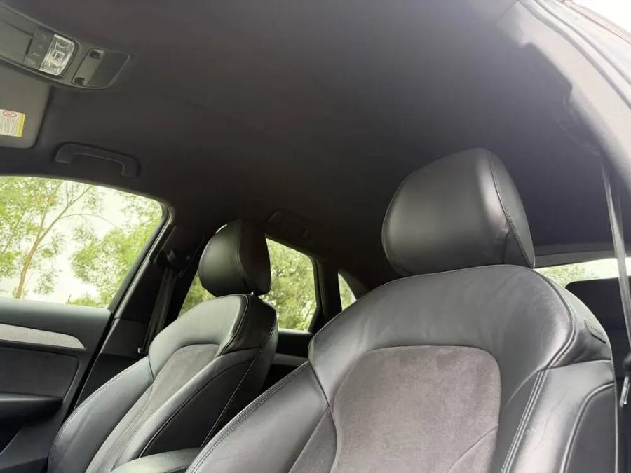 Grey Audi Q3 2011 in Rezekne, with an engine capacity of 2.00 L and mileage of 261 thousand km for 11990 €, photo 12 on AUTOMOTO.COM.LV