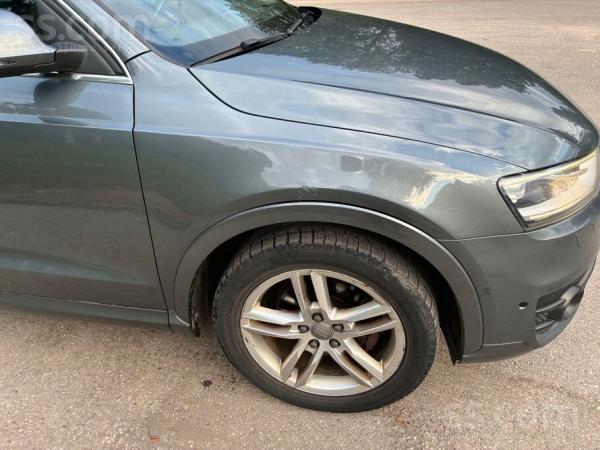 Pelēks Audi Q3 2011 Rīga, ar dzinēja tilpumu 2.00 L un nobraukumu 284 tūkst. km par 7500 €, foto 5 vietnē AUTOMOTO.COM.LV