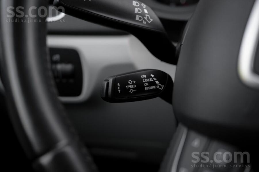 Pelēks Audi Q3 2012 Talsi, ar dzinēja tilpumu 2.00 L un nobraukumu 249 tūkst. km par 10950 €, foto 17 vietnē AUTOMOTO.COM.LV