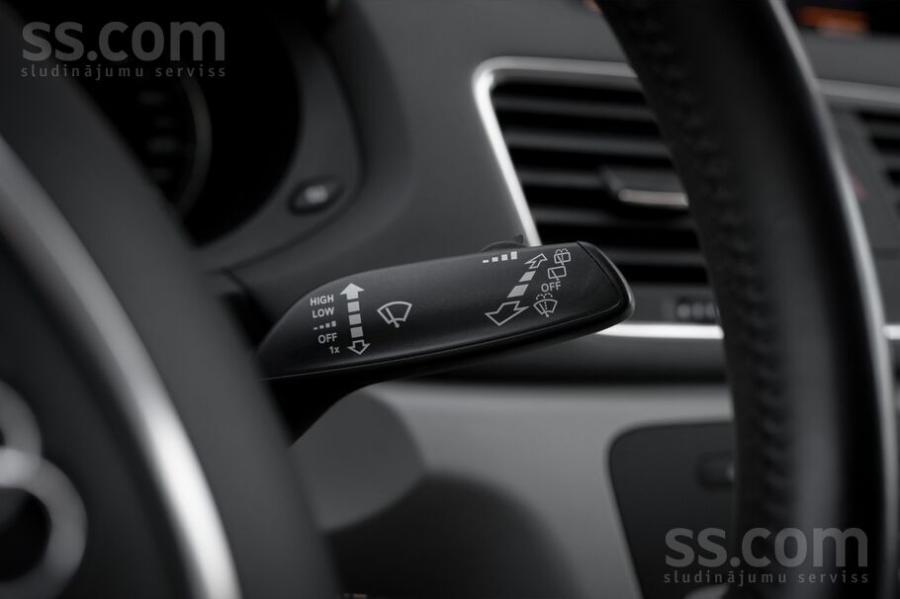 Pelēks Audi Q3 2012 Talsi, ar dzinēja tilpumu 2.00 L un nobraukumu 249 tūkst. km par 10950 €, foto 21 vietnē AUTOMOTO.COM.LV
