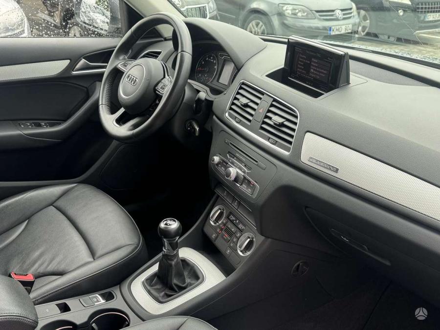 Grey Audi Q3 2012 in Taurage, with an engine capacity of 1.98 L and mileage of 198 thousand km for 8999 €, photo 12 on AUTOMOTO.COM.LV