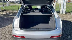 Grey Audi Q3 2012 in Marijampole, with an engine capacity of 1.97 L and mileage of 209 thousand km for 10490 €, photo 11 on AUTOMOTO.COM.LV
