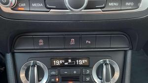 Grey Audi Q3 2012 in Marijampole, with an engine capacity of 1.97 L and mileage of 209 thousand km for 10490 €, photo 18 on AUTOMOTO.COM.LV