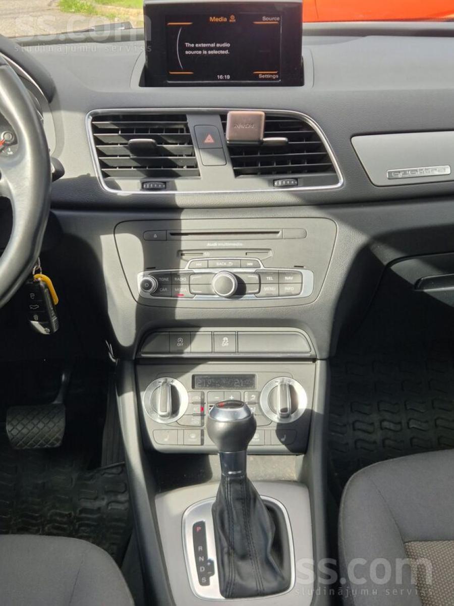 Pelēks Audi Q3 2012 Rīga, ar dzinēja tilpumu 2.00 L un nobraukumu 147 tūkst. km par 9990 €, foto 13 vietnē AUTOMOTO.COM.LV