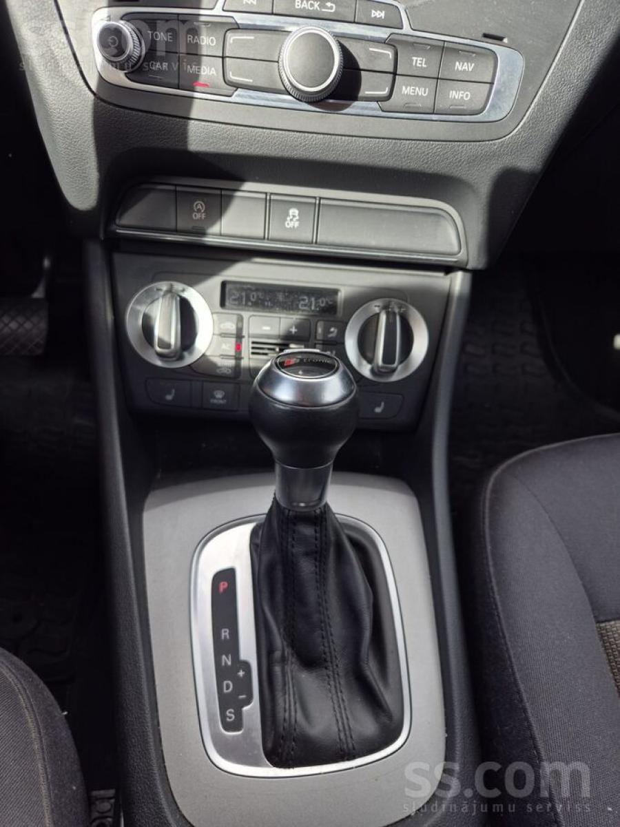 Pelēks Audi Q3 2012 Rīga, ar dzinēja tilpumu 2.00 L un nobraukumu 147 tūkst. km par 9990 €, foto 15 vietnē AUTOMOTO.COM.LV