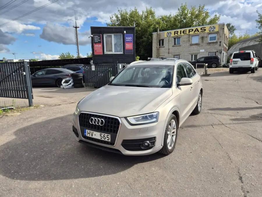 Pelēks Audi Q3 2012 Rīga, ar dzinēja tilpumu 2.00 L un nobraukumu 147 tūkst. km par 9990 €, foto 1 vietnē AUTOMOTO.COM.LV