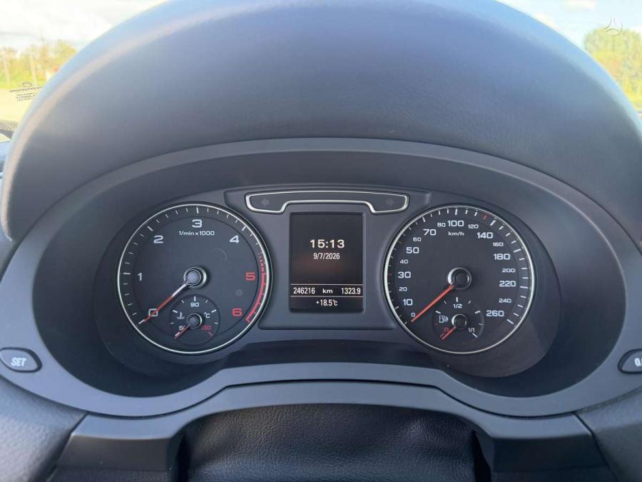 Grey Audi Q3 2012 in Siauliai, with an engine capacity of 1.97 L and mileage of 246 thousand km for 11000 €, photo 13 on AUTOMOTO.COM.LV