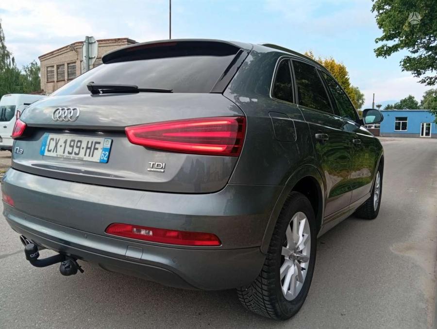 Grey Audi Q3 2013 in Jurbarkas, with an engine capacity of 1.97 L and mileage of 289 thousand km for 8950 €, photo 9 on AUTOMOTO.COM.LV