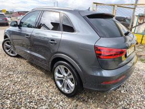Grey Audi Q3 2013 in Vilnius, with an engine capacity of 1.97 L and mileage of 294 thousand km for 10900 €, photo 7 on AUTOMOTO.COM.LV