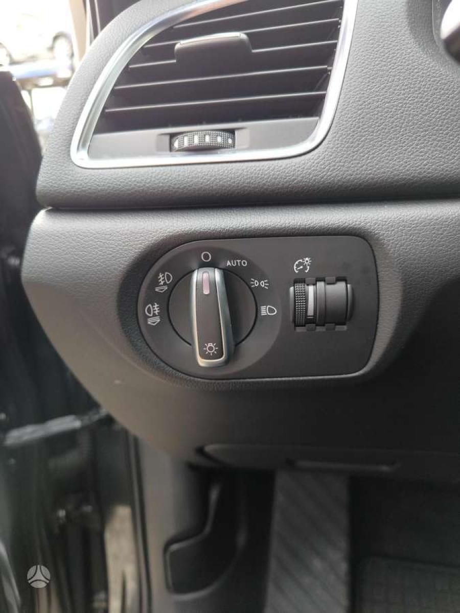 Grey Audi Q3 2013 in Vilnius, with an engine capacity of 1.97 L and mileage of 294 thousand km for 10900 €, photo 22 on AUTOMOTO.COM.LV