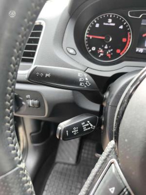 Grey Audi Q3 2013 in Vilnius, with an engine capacity of 1.97 L and mileage of 294 thousand km for 10900 €, photo 23 on AUTOMOTO.COM.LV