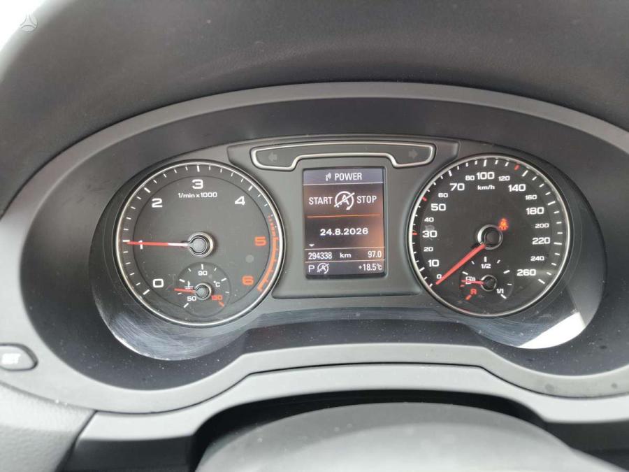 Grey Audi Q3 2013 in Vilnius, with an engine capacity of 1.97 L and mileage of 294 thousand km for 10900 €, photo 26 on AUTOMOTO.COM.LV