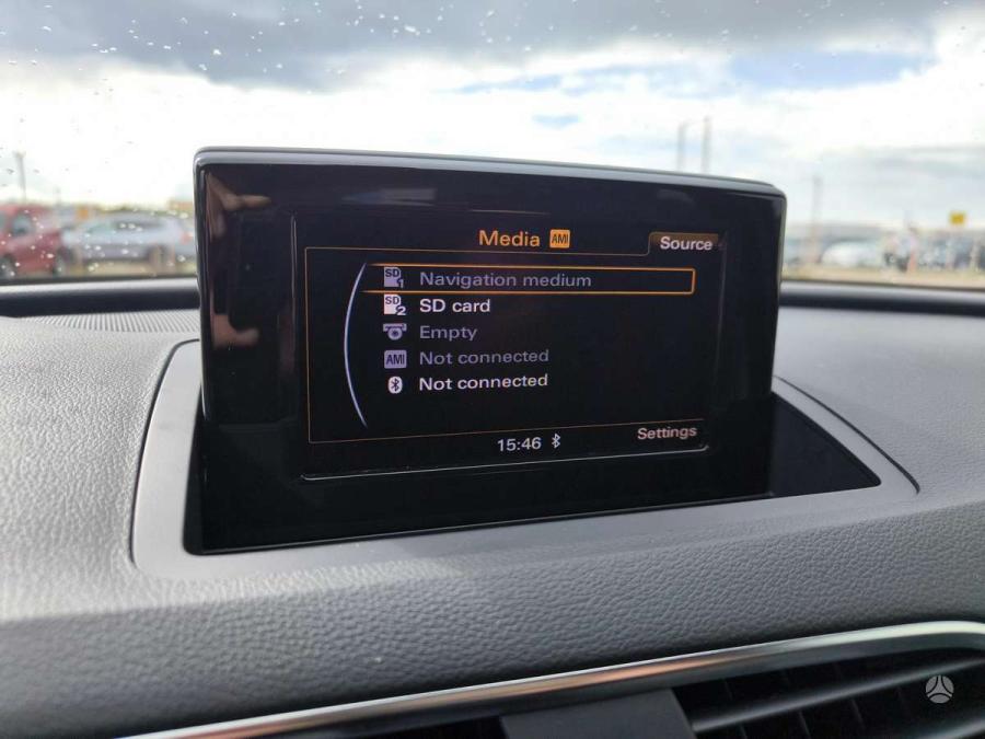 Grey Audi Q3 2013 in Vilnius, with an engine capacity of 1.97 L and mileage of 294 thousand km for 10900 €, photo 31 on AUTOMOTO.COM.LV