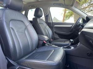 Grey Audi Q3 2014 in Vilnius, with an engine capacity of 1.97 L and mileage of 261 thousand km for 10900 €, photo 26 on AUTOMOTO.COM.LV