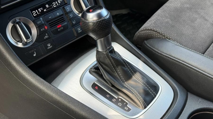 Pelēks Audi Q3 2014 Rīga, ar dzinēja tilpumu 2.00 L un nobraukumu 187 tūkst. km par 13950 €, foto 10 vietnē AUTOMOTO.COM.LV