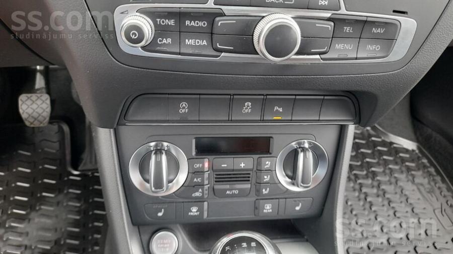 Pelēks Audi Q3 2014 Rīga, ar dzinēja tilpumu 1.40 L un nobraukumu 276 tūkst. km par 8500 €, foto 28 vietnē AUTOMOTO.COM.LV