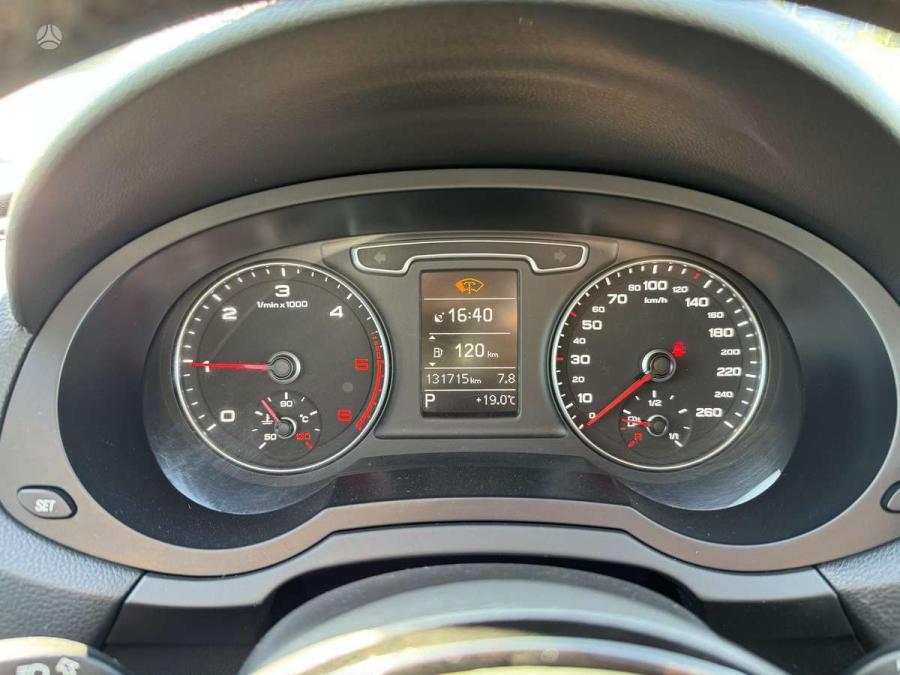 Pelēks Audi Q3 2014 Telšiai, ar dzinēja tilpumu 1.97 L un nobraukumu 132 tūkst. km par 12300 €, foto 38 vietnē AUTOMOTO.COM.LV