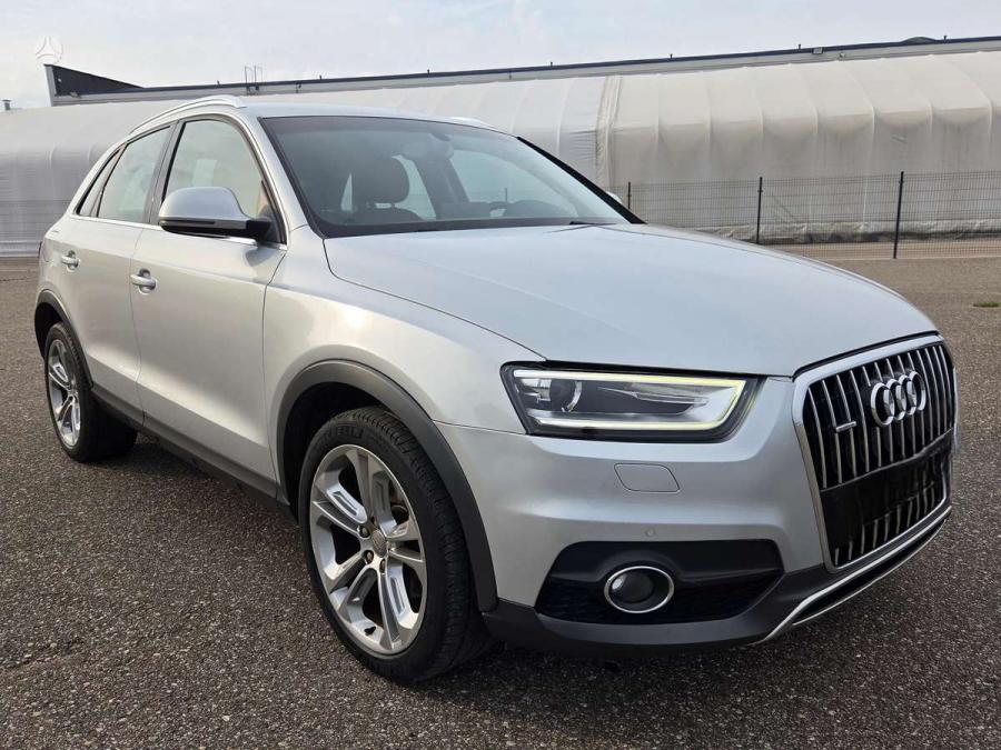 Grey Audi Q3 2014 in Kaunas, with an engine capacity of 1.97 L and mileage of 219 thousand km for 11000 €, photo 4 on AUTOMOTO.COM.LV