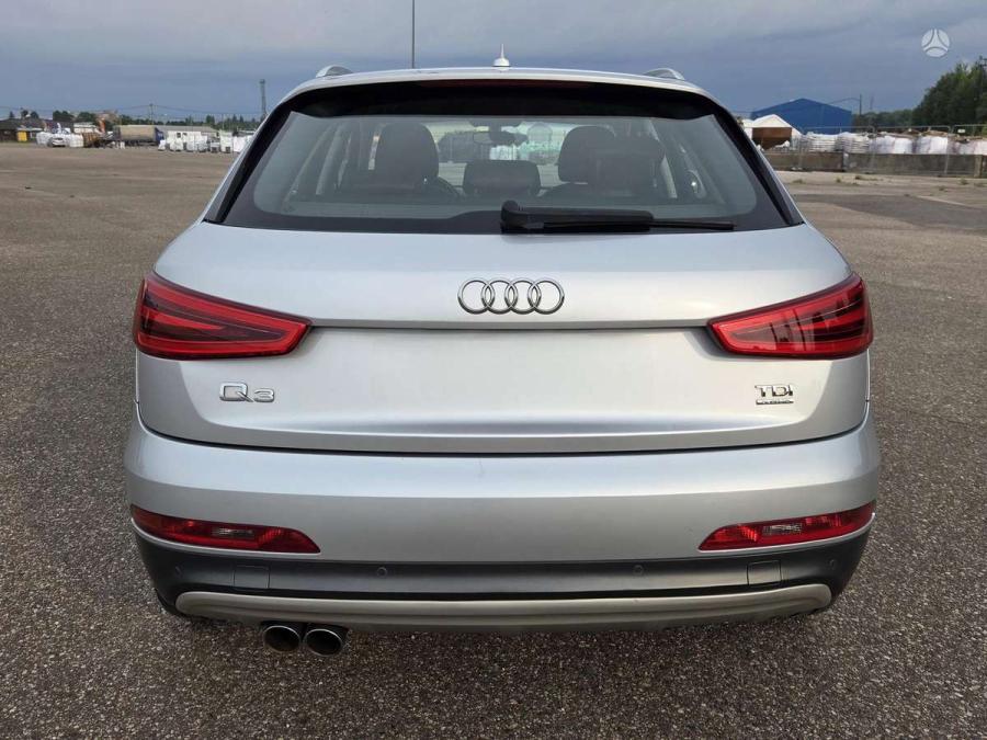 Grey Audi Q3 2014 in Kaunas, with an engine capacity of 1.97 L and mileage of 219 thousand km for 11000 €, photo 7 on AUTOMOTO.COM.LV
