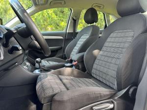 Pelēks Audi Q3 2014 Viļņa, ar dzinēja tilpumu 1.97 L un nobraukumu 300 tūkst. km par 9370 €, foto 24 vietnē AUTOMOTO.COM.LV