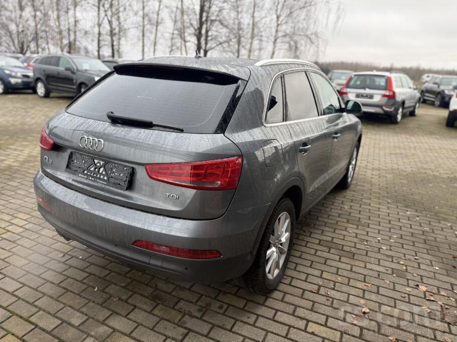 Grey Audi Q3 2015 in Talsi, with an engine capacity of 2.00 L and mileage of 195 thousand km for 13970 €, photo 4 on AUTOMOTO.COM.LV