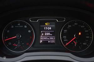 Grey Audi Q3 2015 in Vilnius, with an engine capacity of 1.98 L and mileage of 262 thousand km for 10900 €, photo 11 on AUTOMOTO.COM.LV