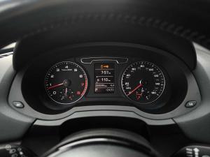 Grey Audi Q3 2015 in Siauliai, with an engine capacity of 1.98 L and mileage of 268 thousand km for 5900 €, photo 10 on AUTOMOTO.COM.LV