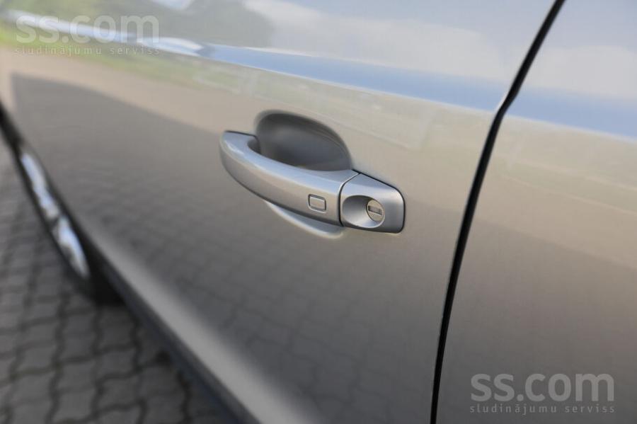 Grey Audi Q3 2015 in Riga, with an engine capacity of 1.40 L and mileage of 92 thousand km for 12490 €, photo 21 on AUTOMOTO.COM.LV